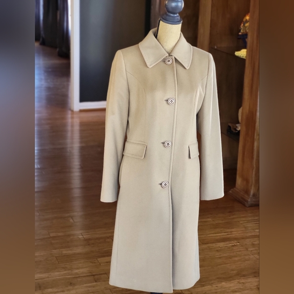 Katherine Kelly | Jackets & Coats | Katherine Kelly Size 8 Cashmere ...